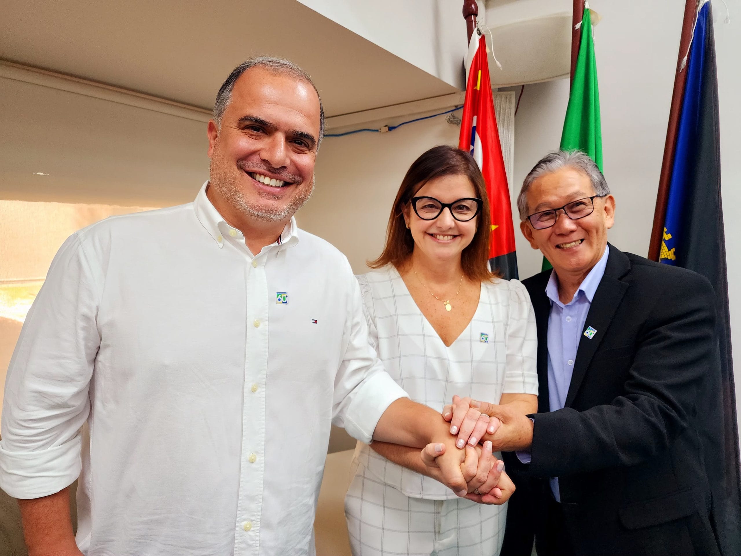 Mara anuncia Mauro do Salão como secretário de Longevidade